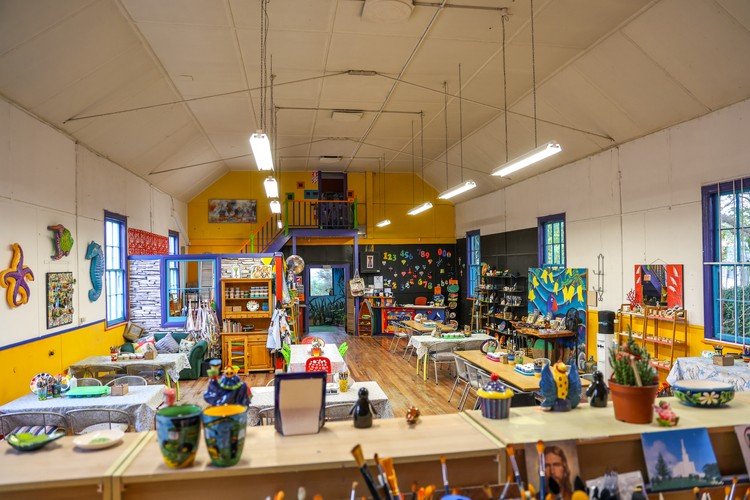 Paint Your Own Ceramic Art! Kitchenware, Garden Art Nicknaks - Hamilton ...